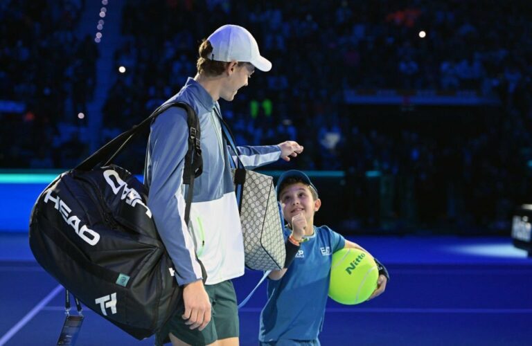 Matteo la mascotte di Sinner che è diventata un eroe della rete
