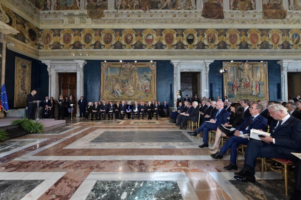 Mattarella premia 3 Cavalieri e 2 Alfieri del Lavoro piemontesi. Ecco ...