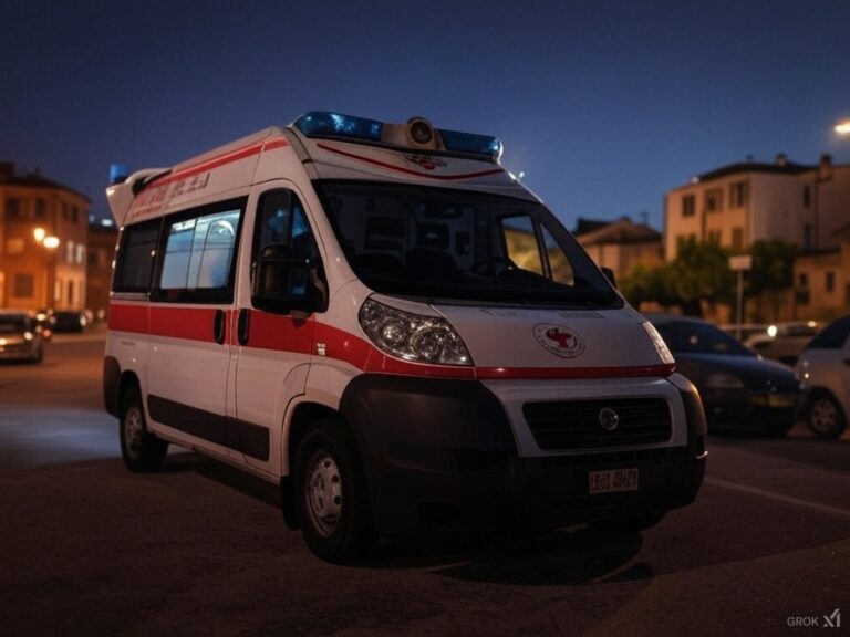 Scontro tra auto in tangenziale a Torino, nello svincolo corso Regina ...