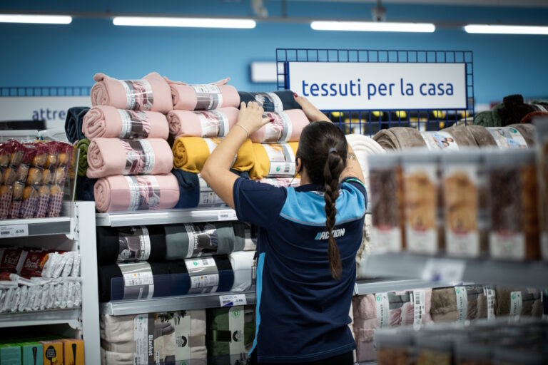 A Novara apre un nuovo punto vendita Action: salgono a 221 i negozi in ...